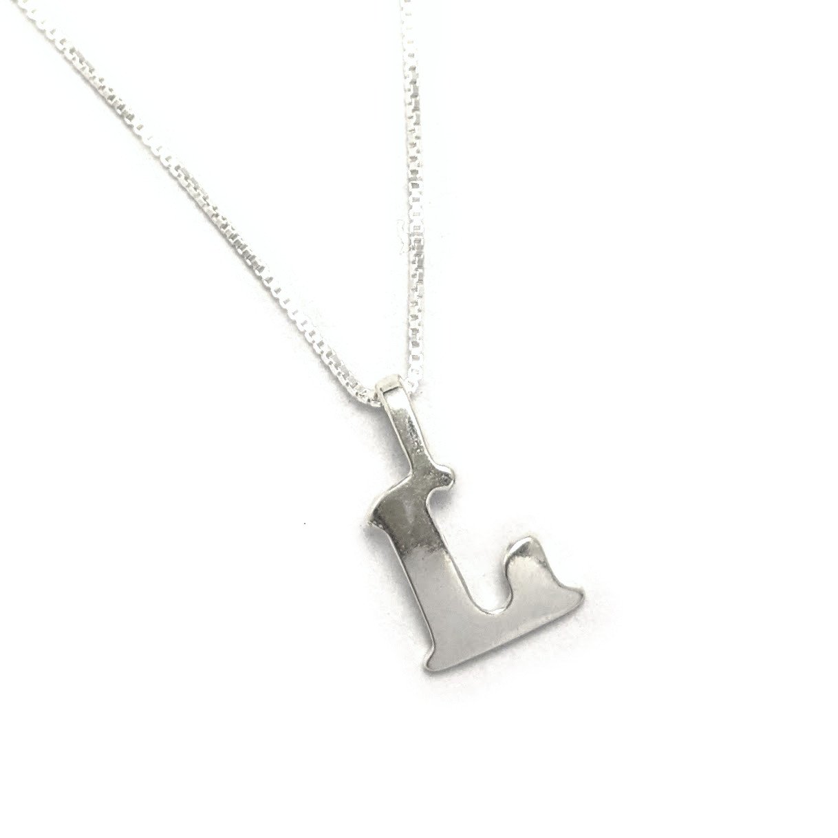 Collar Letra Inicial Plata 925 - Joyas GABENA - Cuotas sin interés